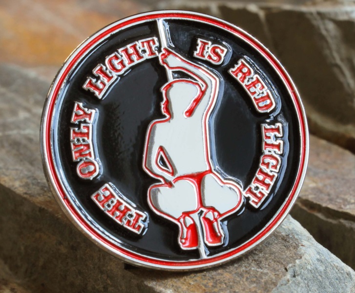 Pin Red Light - Póscamiões
